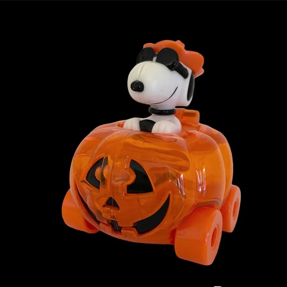 Holiday | Vtg Snoopy Joe Cool Driving Plastic Halloween Pumpkin Car ...